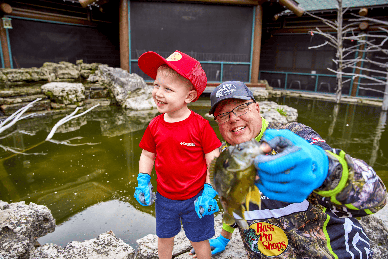 Press Center and Media Contacts | Bass Pro Shops