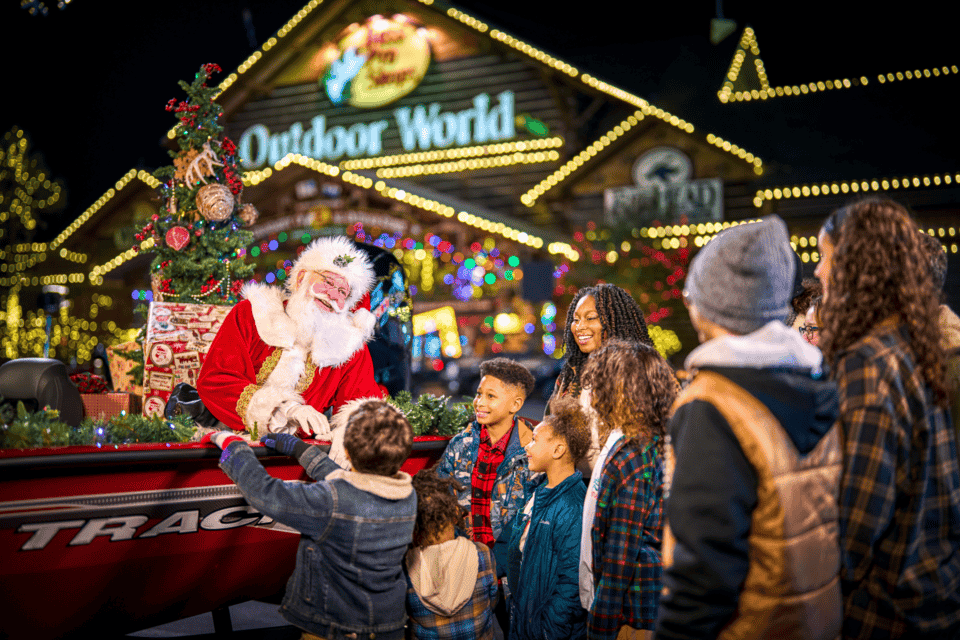 Santa’s Wonderland returns to Bass Pro Shops with FREE photos and family events to celebrate the ...