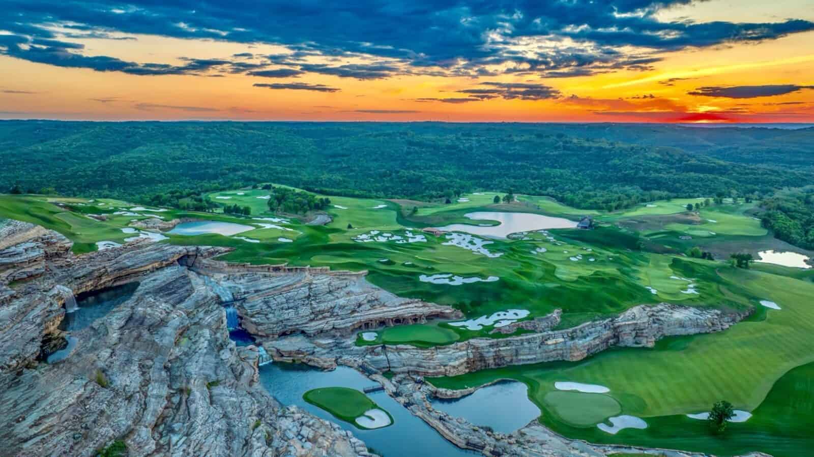 ANNOUNCING CLIFFHANGERS, THE MOST DRAMATIC PAR-3 GOLF COURSE IN THE ...